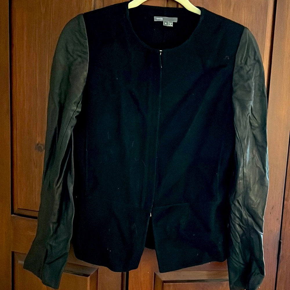 Black Vince Zipper Blazer With Leather Sleeves - Gem